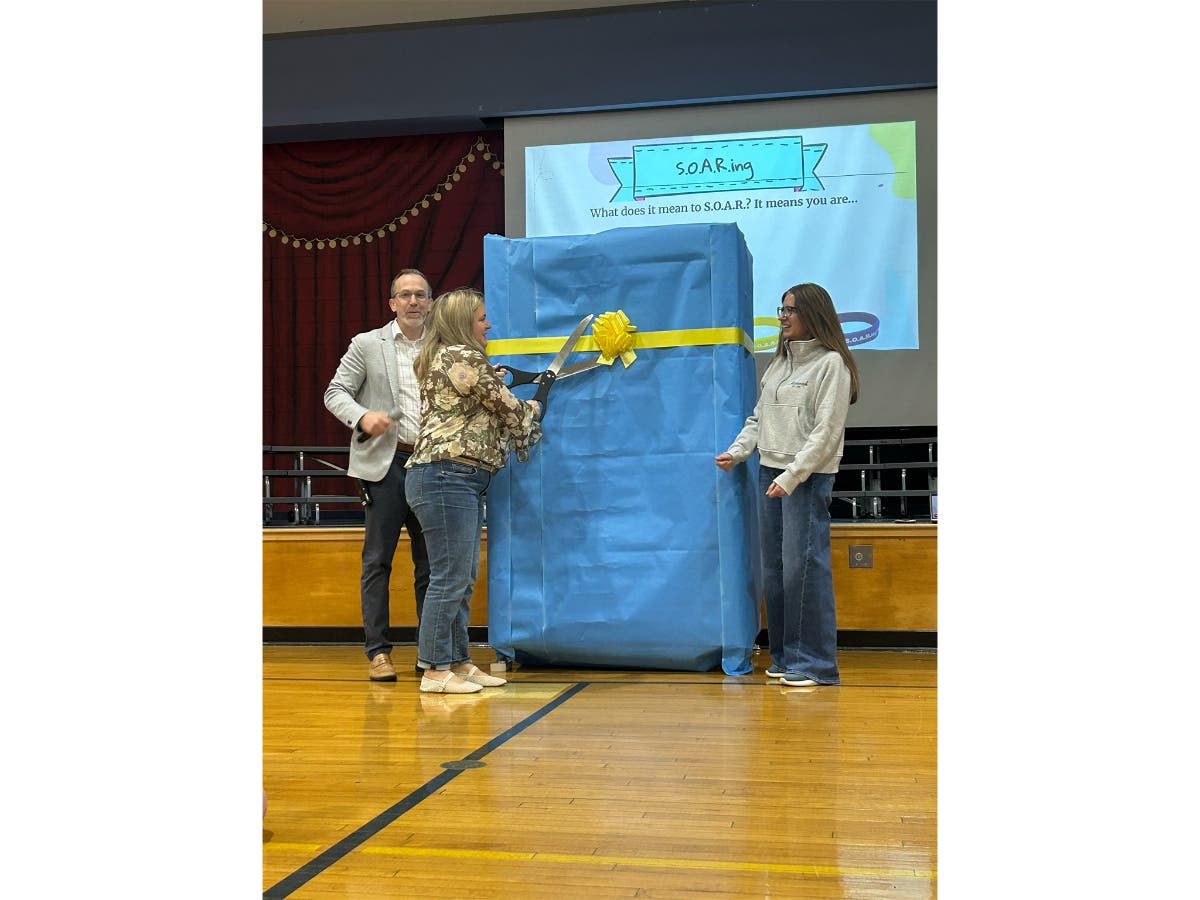 School in Mahwah gets unique vending machine: See what's inside