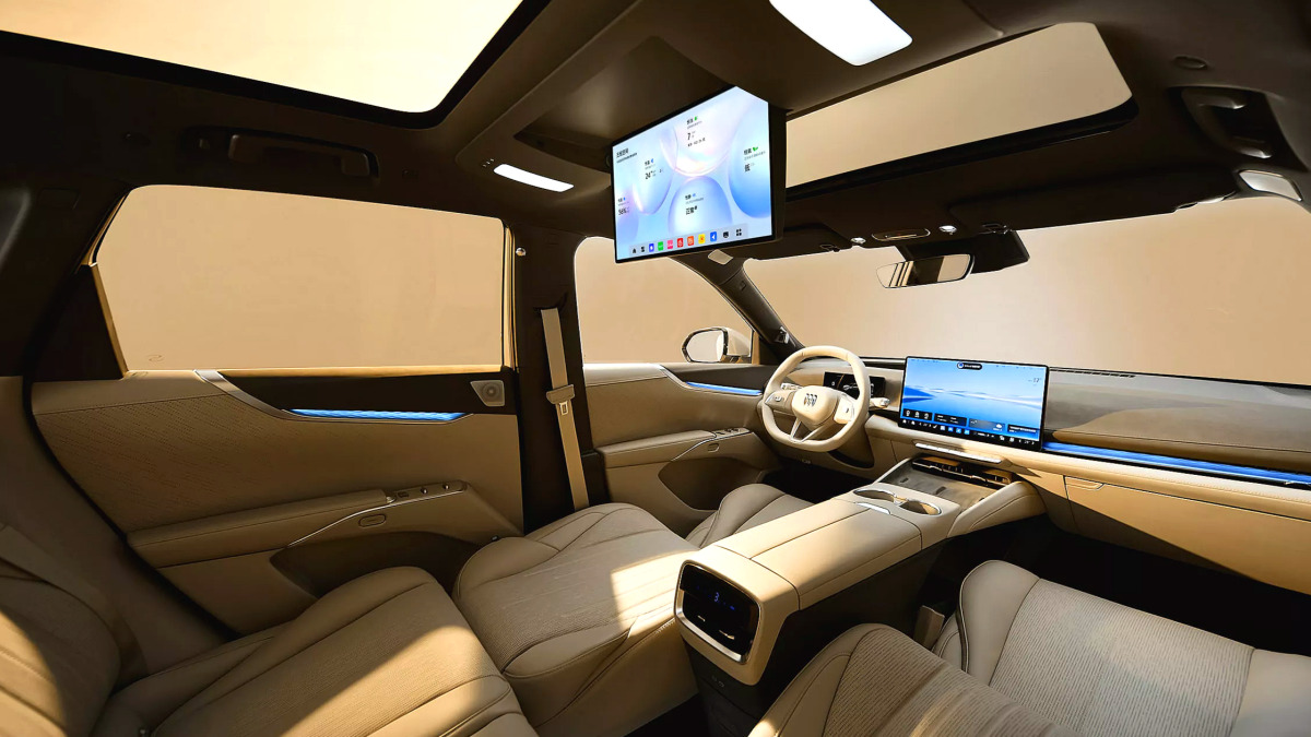 10,000 orders in 90 min: 1,013-mile range plug-in hybrid $29,400 Buick ...