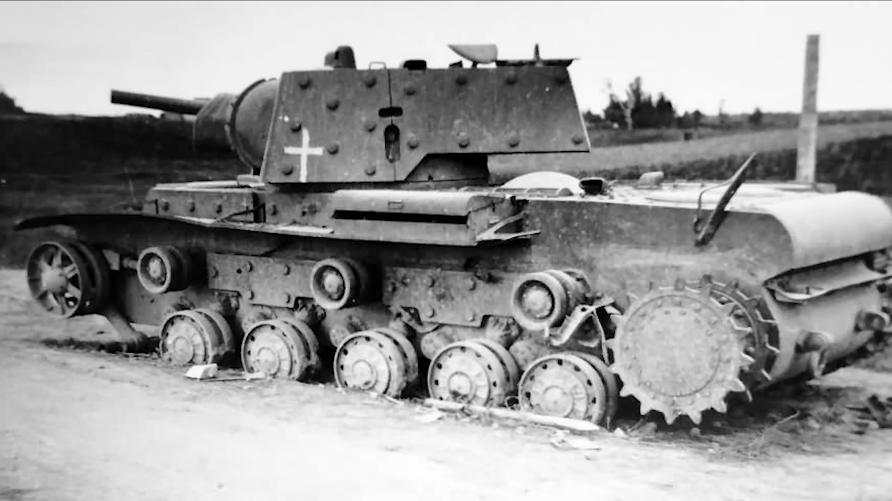 From KV-1S to SU-152: Evolution, struggles, and legacy