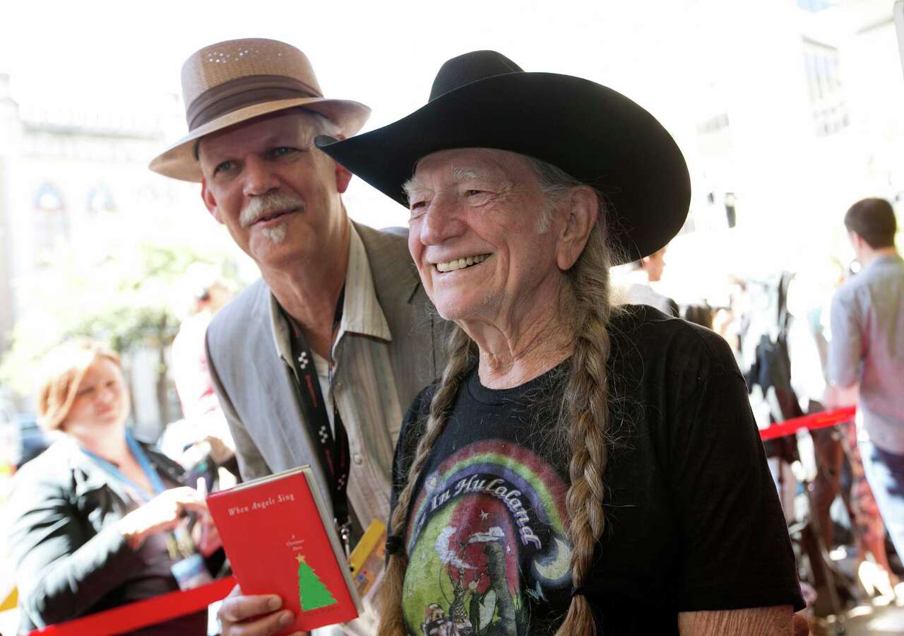 How old is Willie Nelson? Here's why the country music legend has two ...