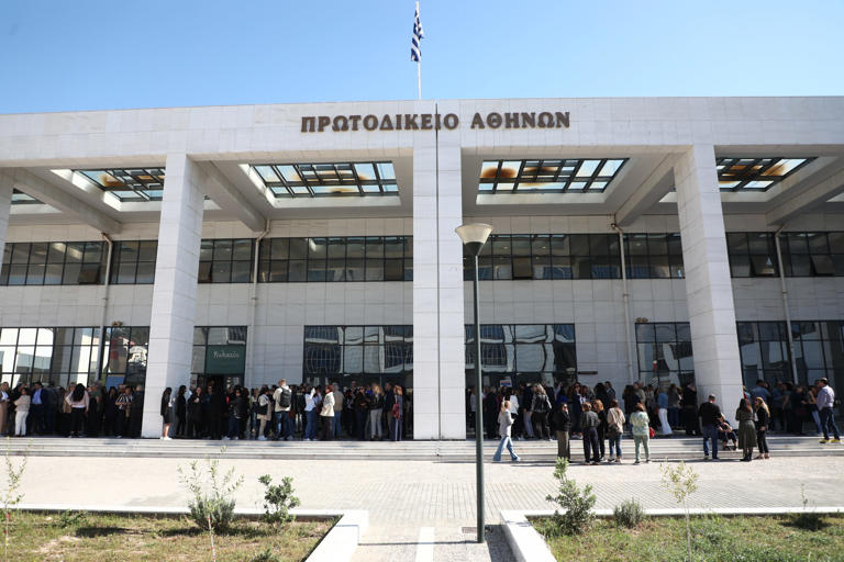 Έρχονται πιο αυστηρά μέτρα ασφαλείας στα δικαστήρια μετά την επίθεση ...