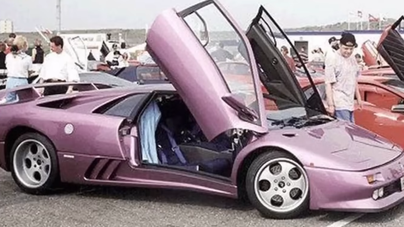 Kids crashed supercars while playing in the garage