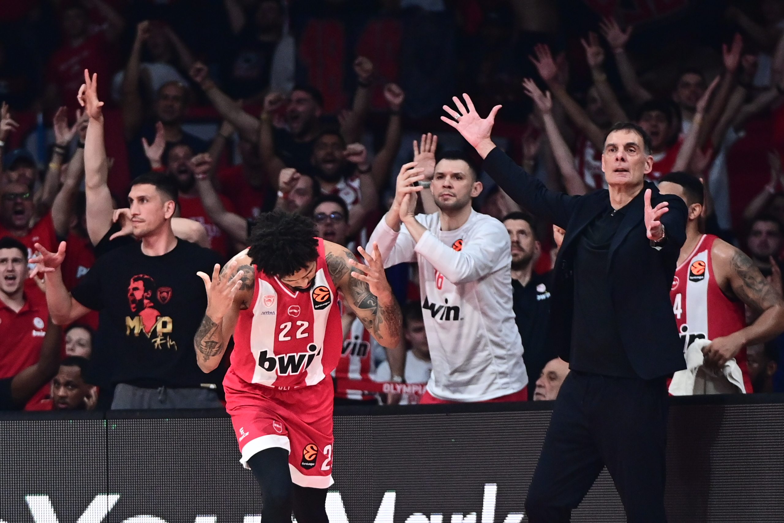 Ολυμπιακός: Η παρακάμερα από το 1-0 απέναντι στη Μονακό