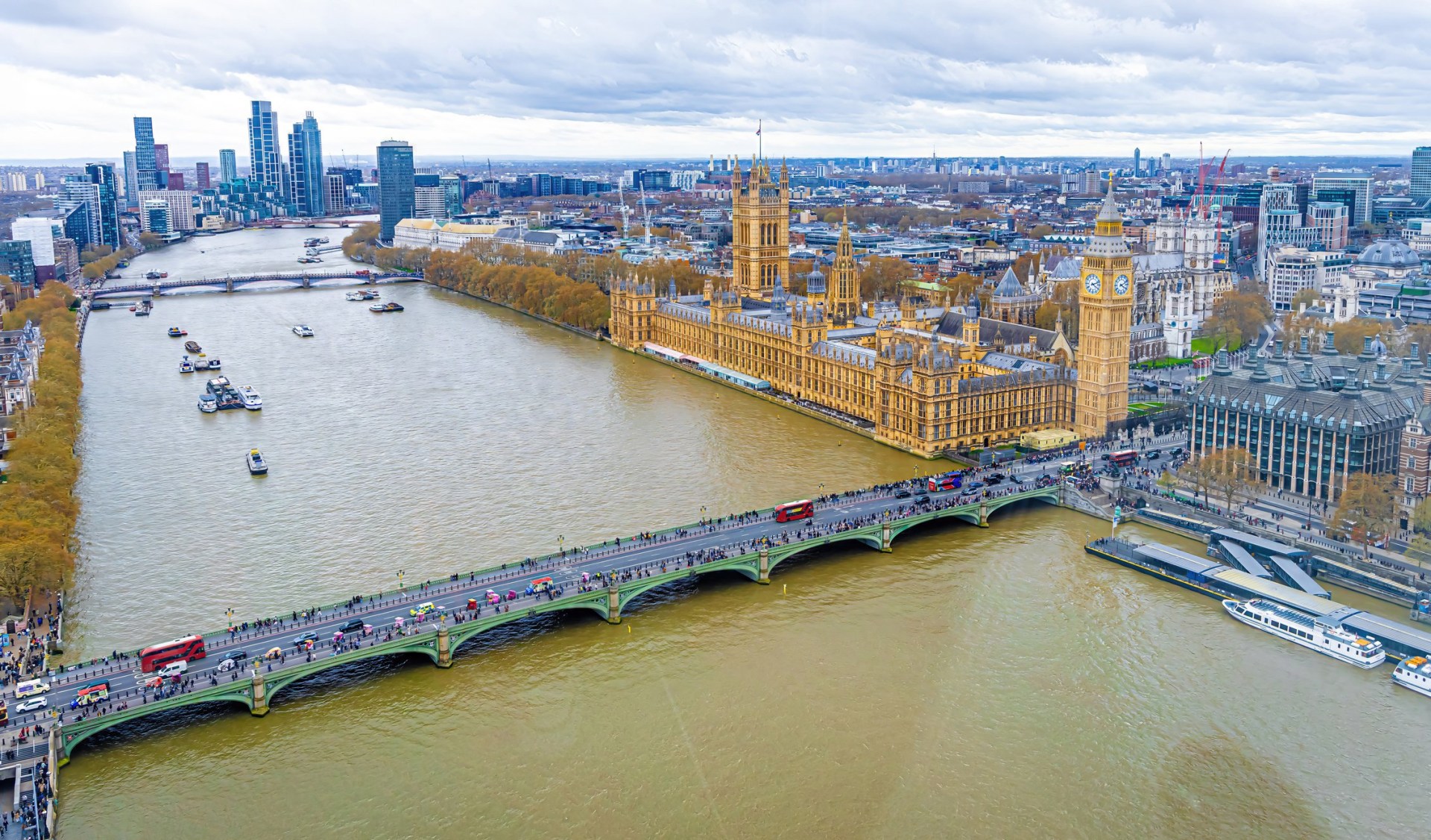 Three major London bridges placed on 'critical' list by TfL