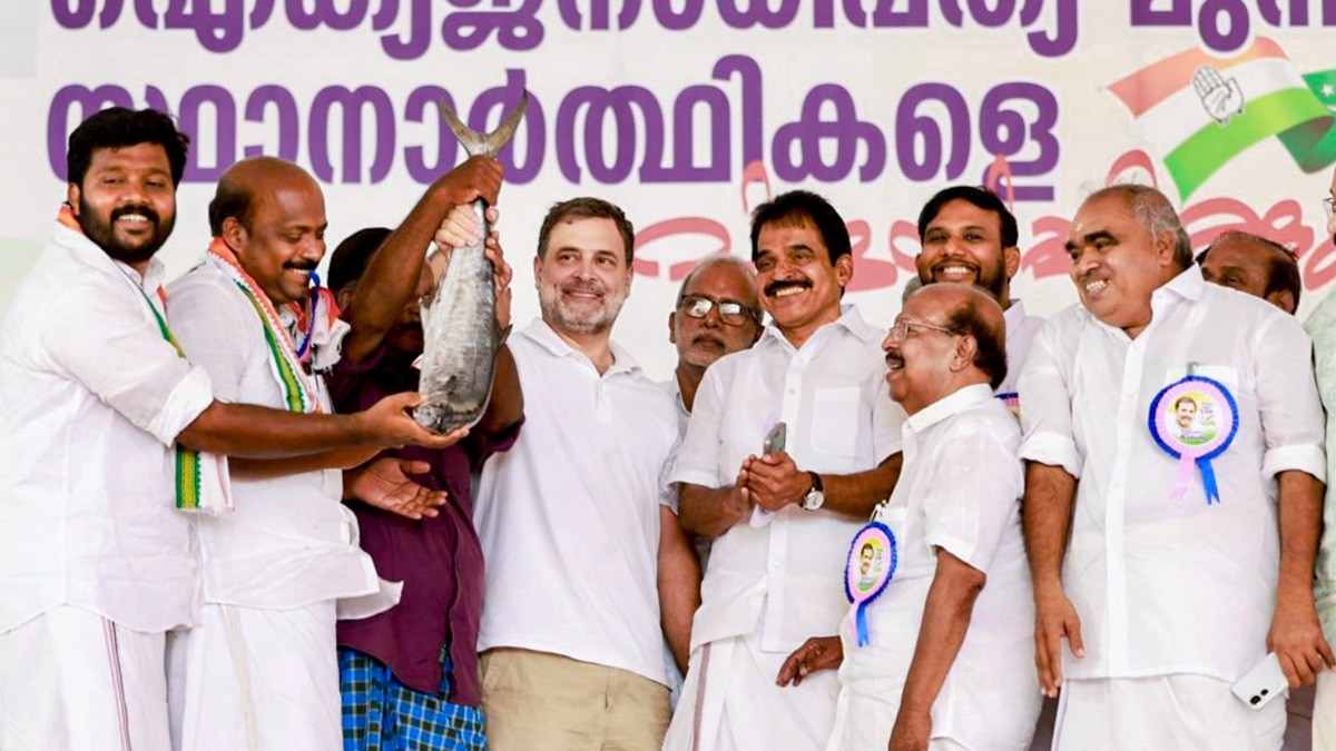Congress-led UDF comeback in Kerala, to edge out Pinarayi Vijayan's LDF ...