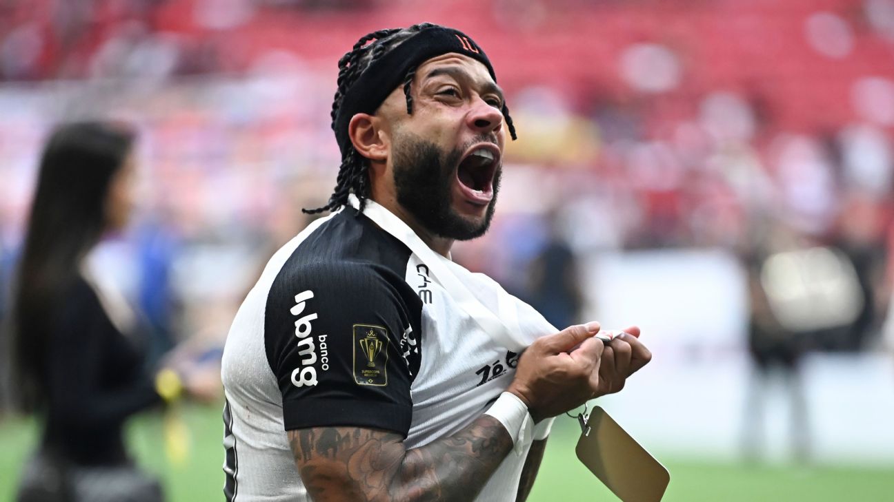 Corinthians looking for commercial partner to keep Memphis Depay