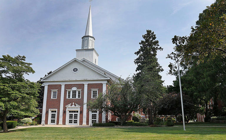 What Massachusetts colleges have closed? ENC isn't the only one
