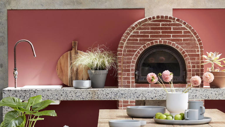 These outdoor kitchens all use the same simple colourful trick - here's ...