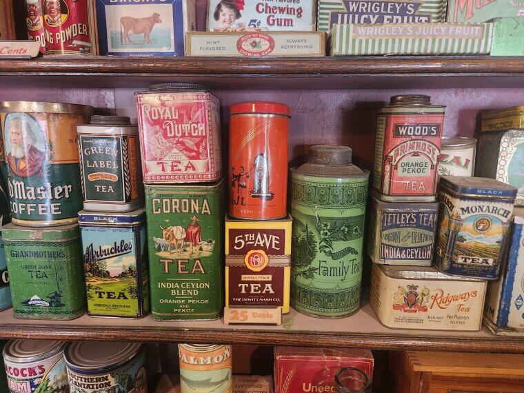 Things the 1950s pantry always had that stores barely carry anymore