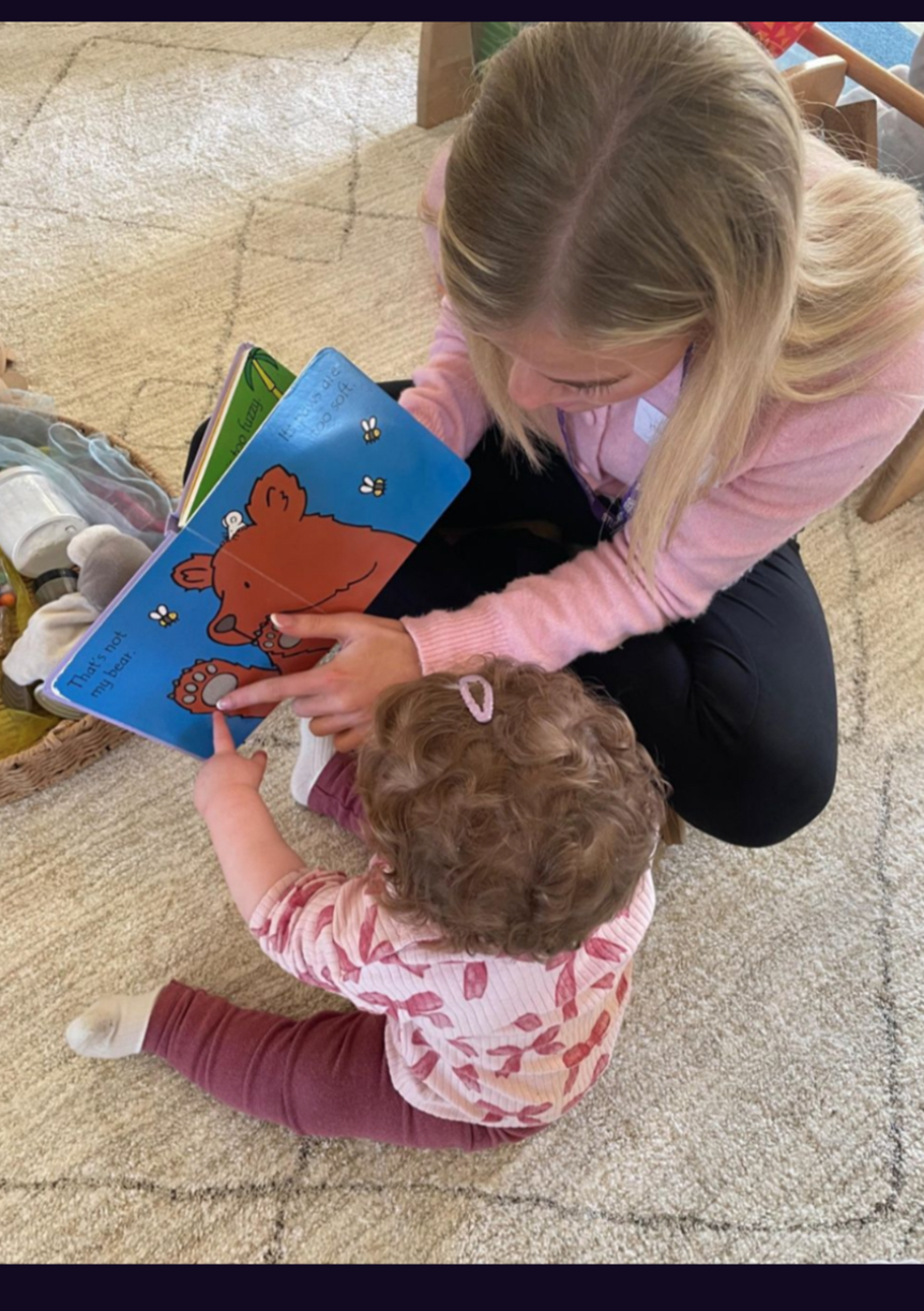 Bedlington students share love of books at nursery