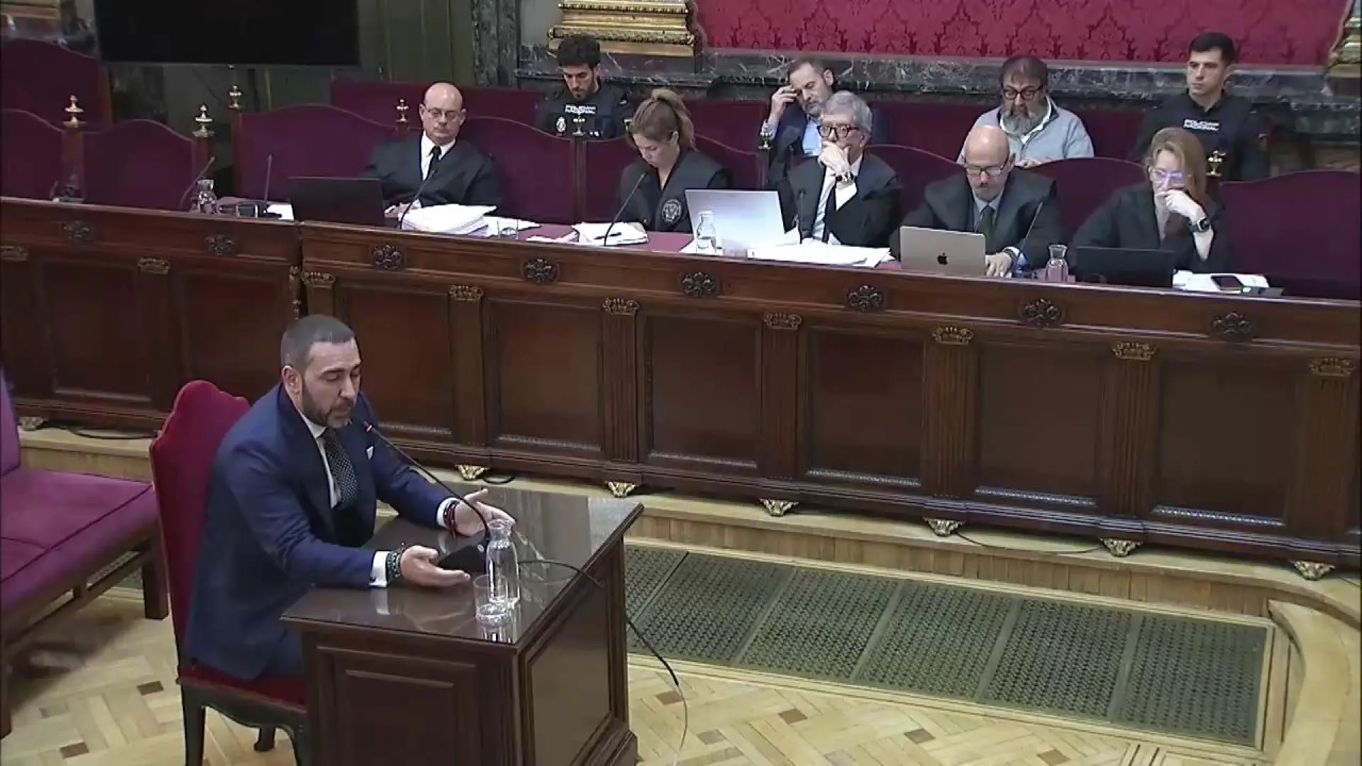 Aldama declara que María Jesús Montero dio "orden" de ayudarle en una ...