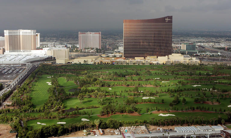 Legionnaires' disease cases associated with stays at Wynn Las Vegas