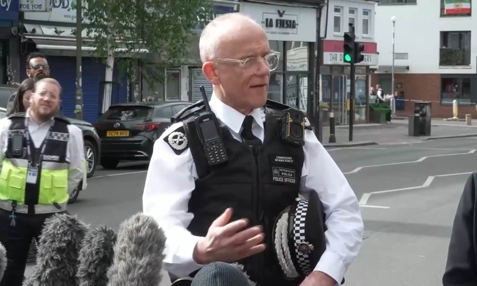 'Shame on you!' Furious bystanders heckle Met chief Mark Rowley at ...