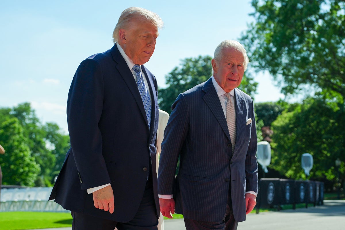 Trump faces criticism for breaking royal protocol on King state visit