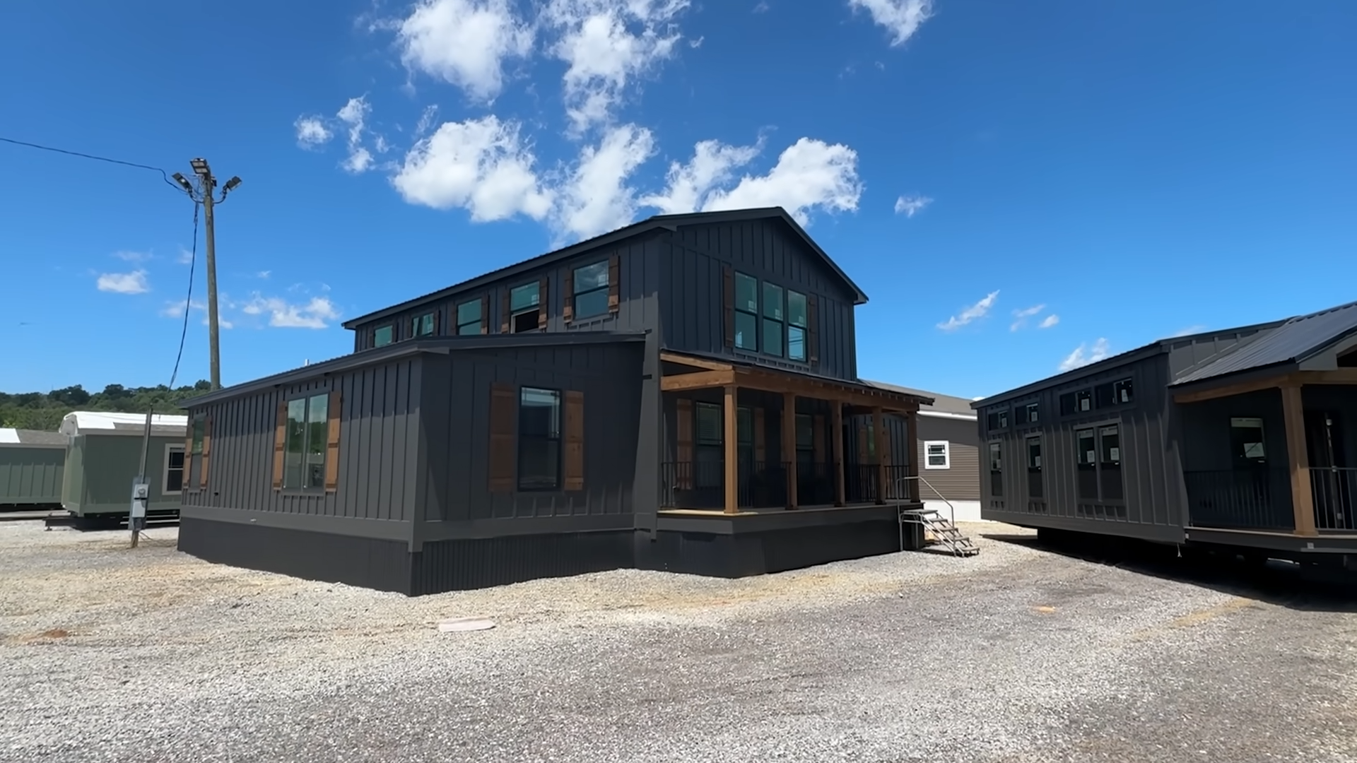 "Barndo" by Deer Valley Homebuilders | 4 bed, 2 bath prefab house tour