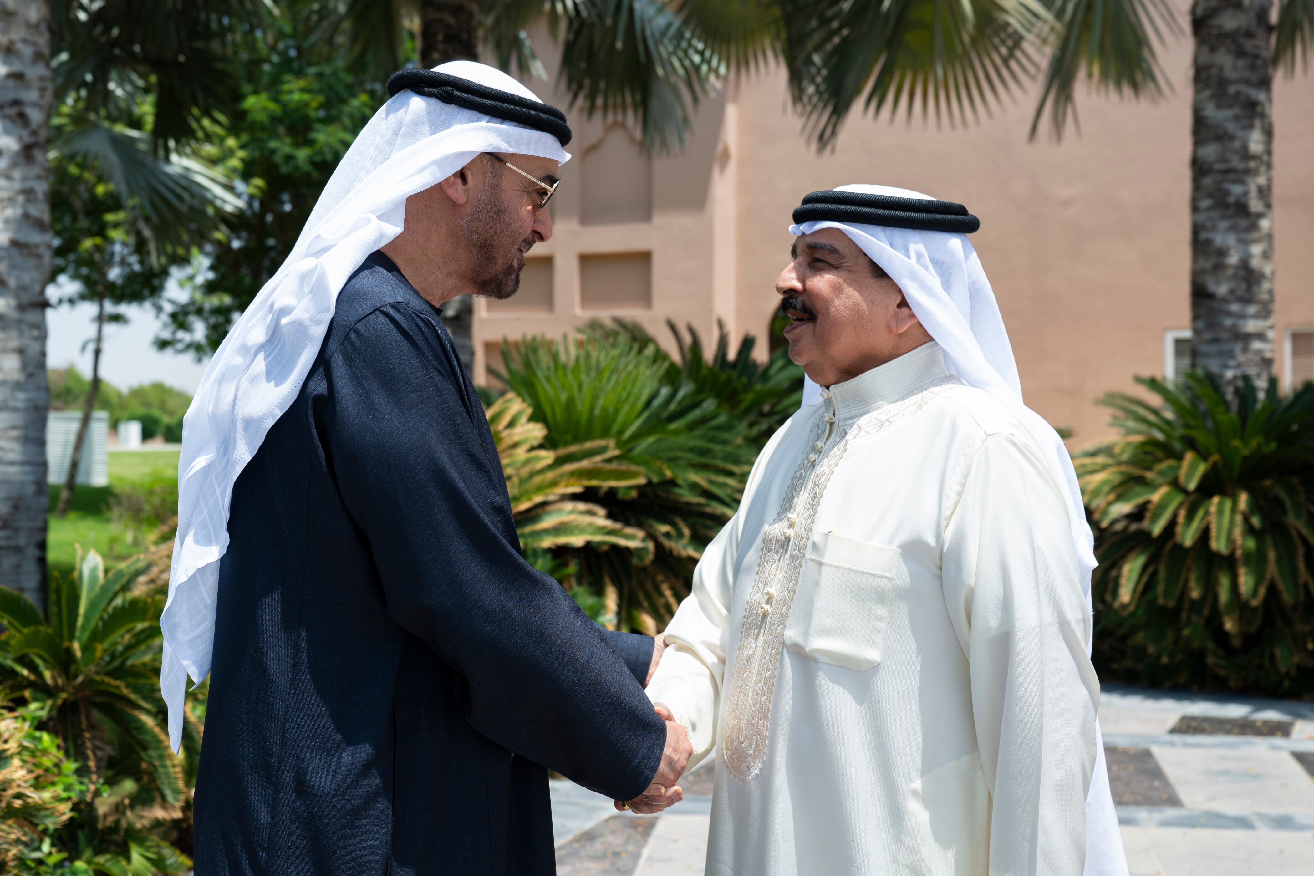 UAE leaders receive King of Bahrain