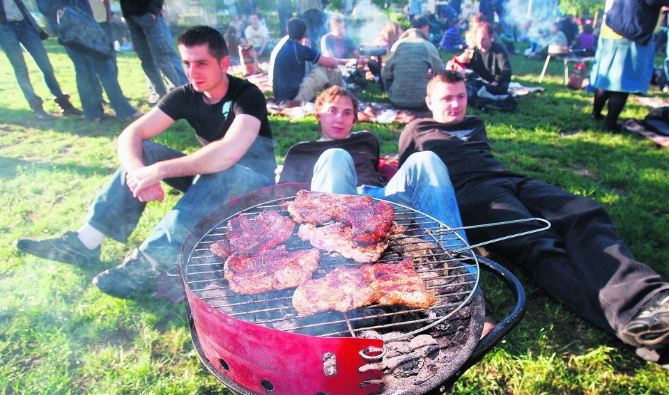 Gdzie na grilla w Łodzi? Gdzie można grillować w Łodzi? Oto lista ...
