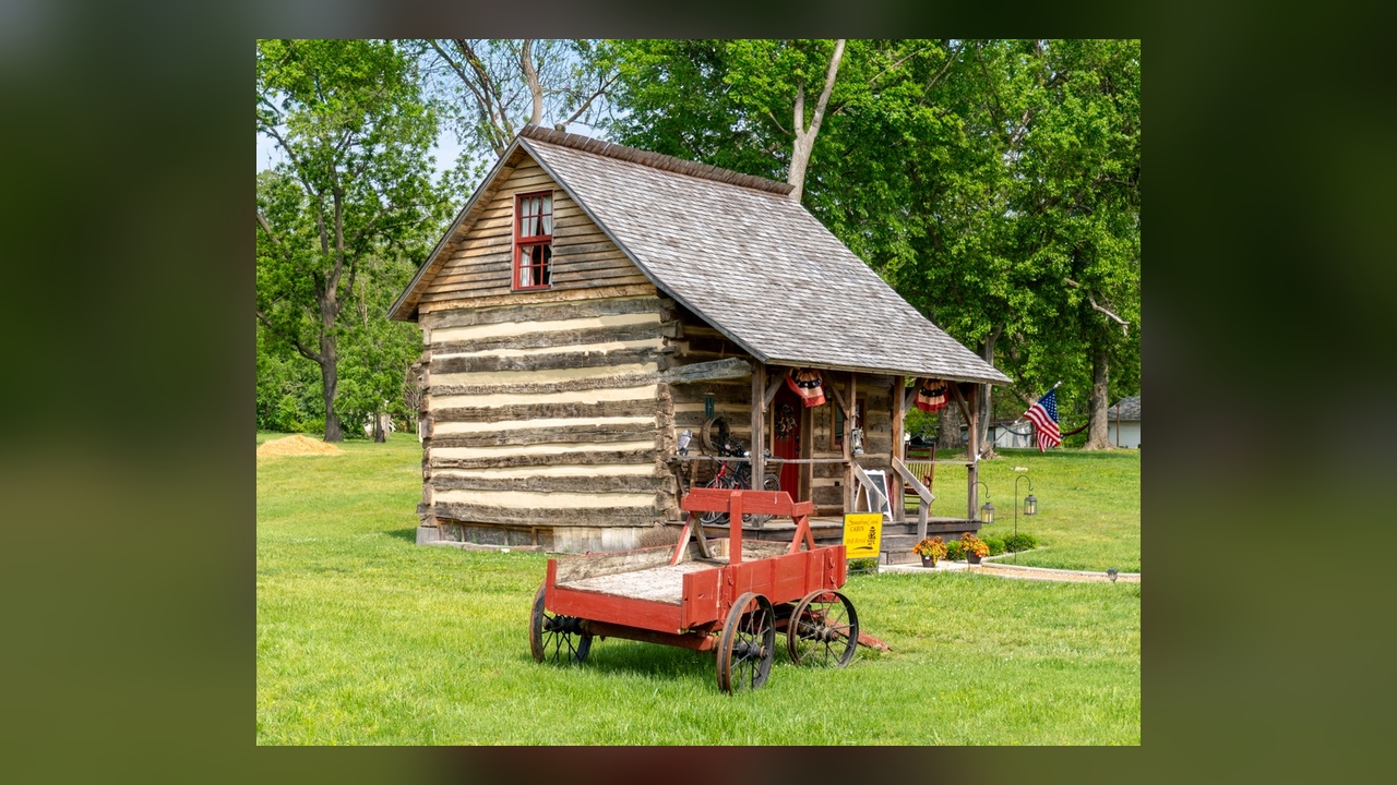 France built a town on the Mississippi in the 1750s and it’s still standing