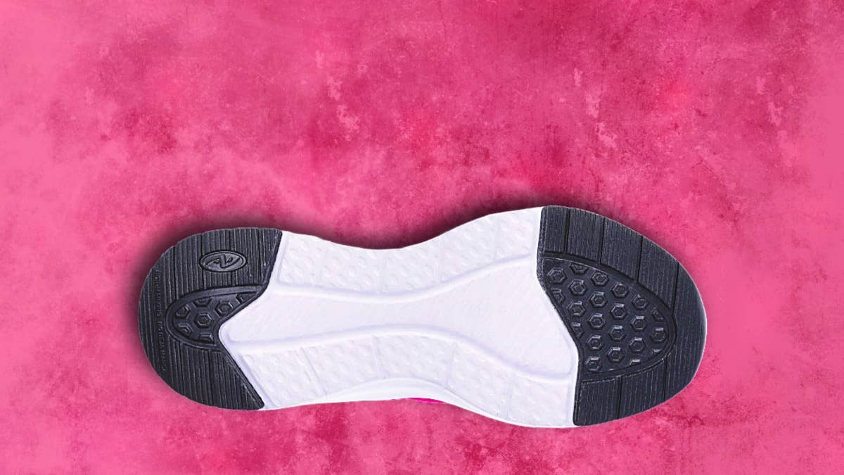 Walmart’s $8 slip-on sneakers are super comfy, lightweight & perfect ...