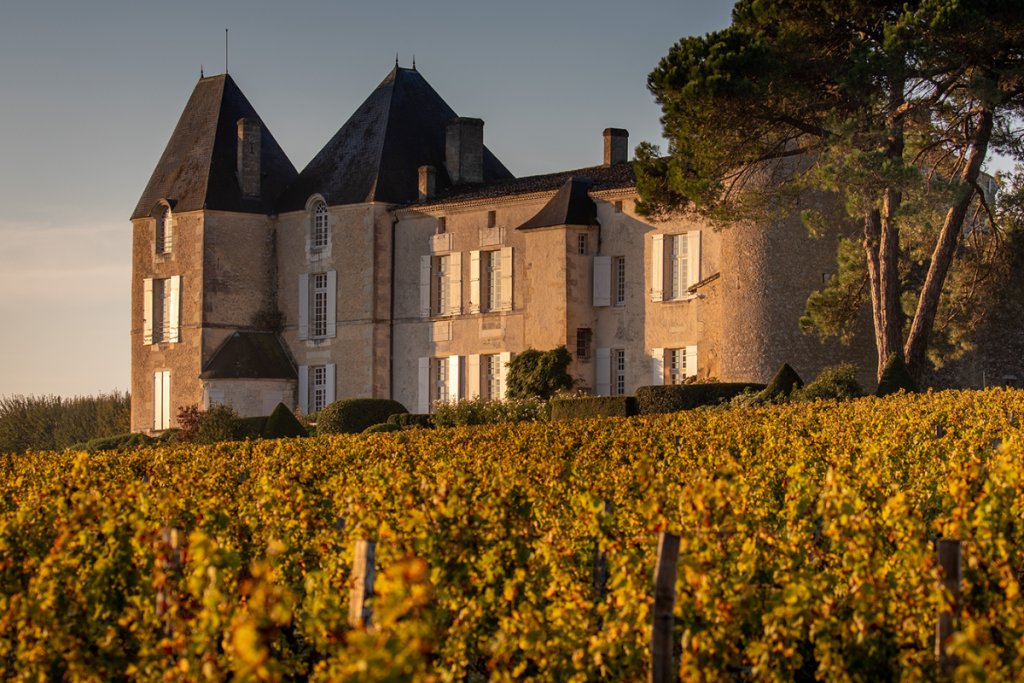 Oubliées sous une chapelle en Bohême, des bouteilles d’Yquem vieilles ...