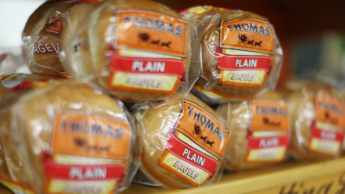 Thomas' Breads offers new apple cinnamon English muffin to 'sweeten up ...