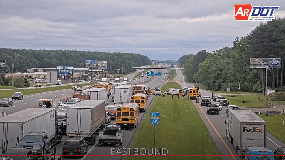 Arkansas State Police: 3 Nashville school buses, car involved in I-30 crash
