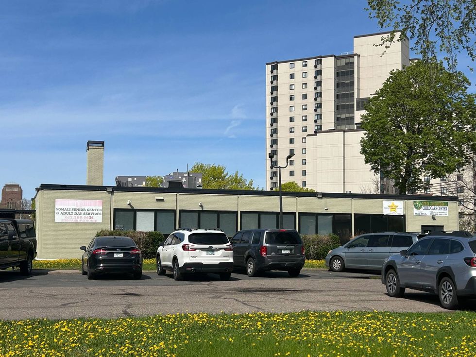 Agents armed with search warrants keep focus on Minnesota in public ...