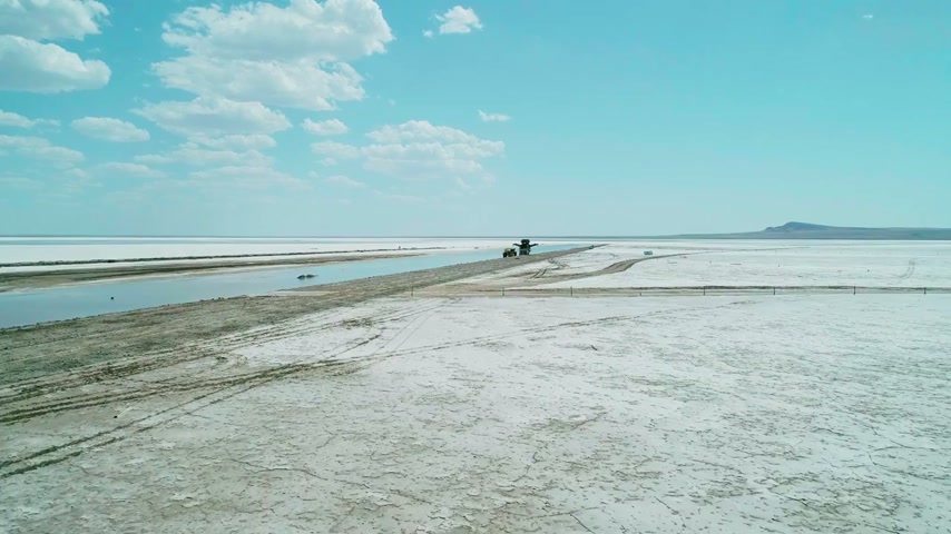 Lake Baskunchak from above: Russia’s salt paradise