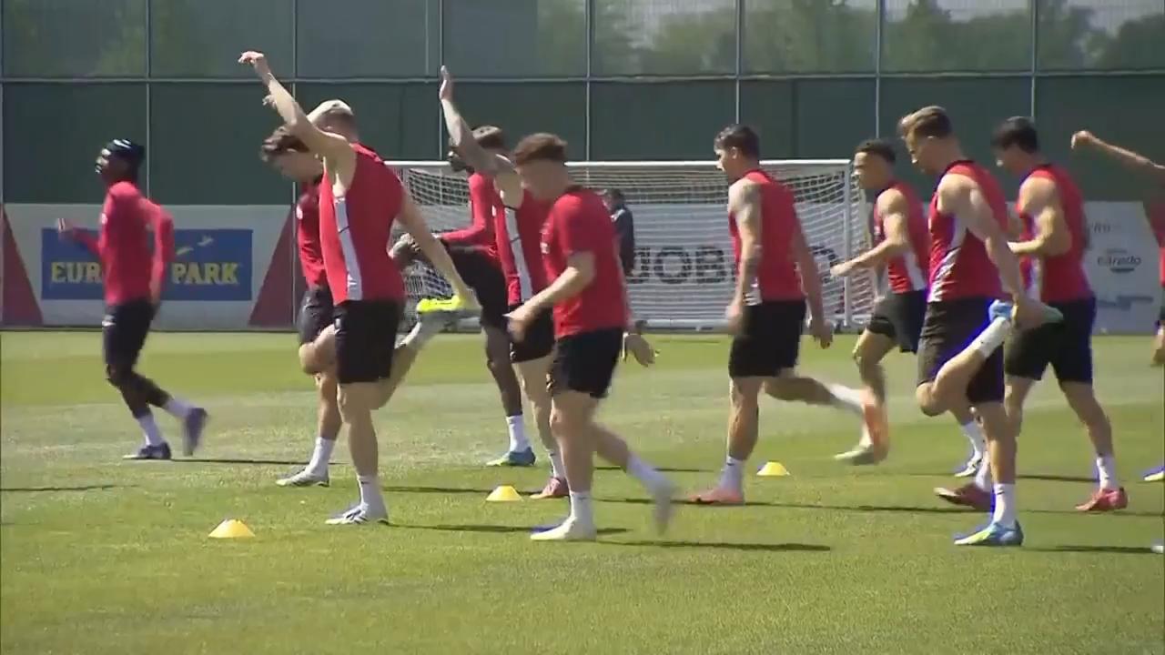 Freiburg train ahead of Europa League semi first leg away to Braga