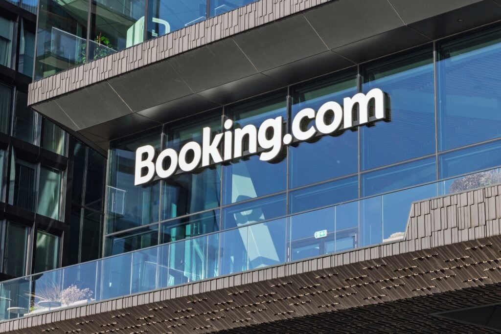 Booking Holdings posts Q1 earnings beat, lowers outlook on Middle East ...