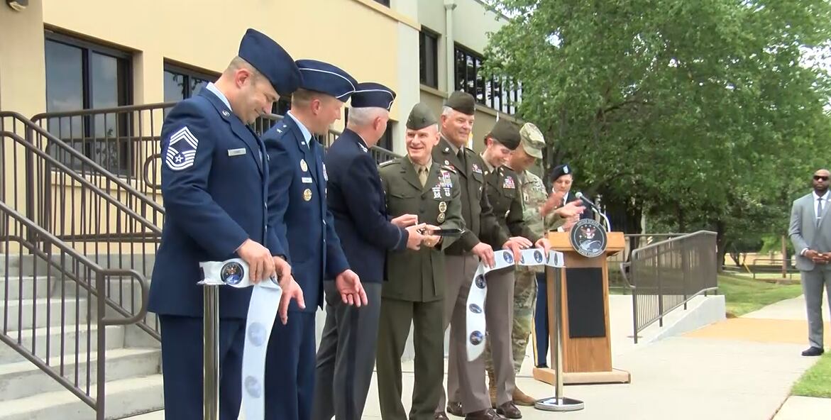 Ribbon-cutting ceremony held for first facility for US Space Command at ...