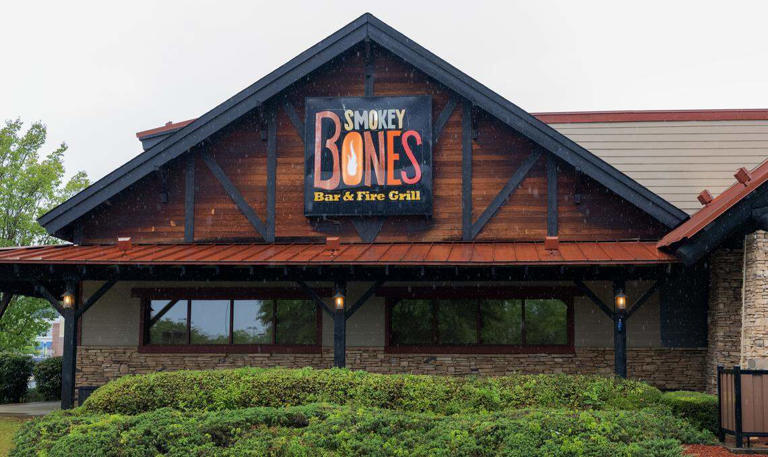 Restaurant chain closes Columbus location amid parent company's bankruptcy