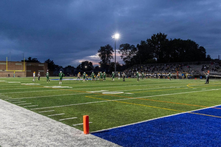 Two-way Florida football player ranked No. 1 in 2028 class by 247Sports