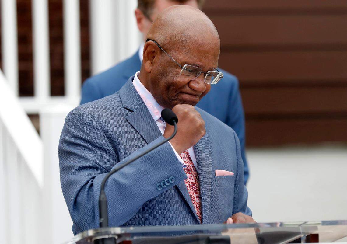 PG Peeples, titan of civil rights movement and 'MVP of Lexington,' dies