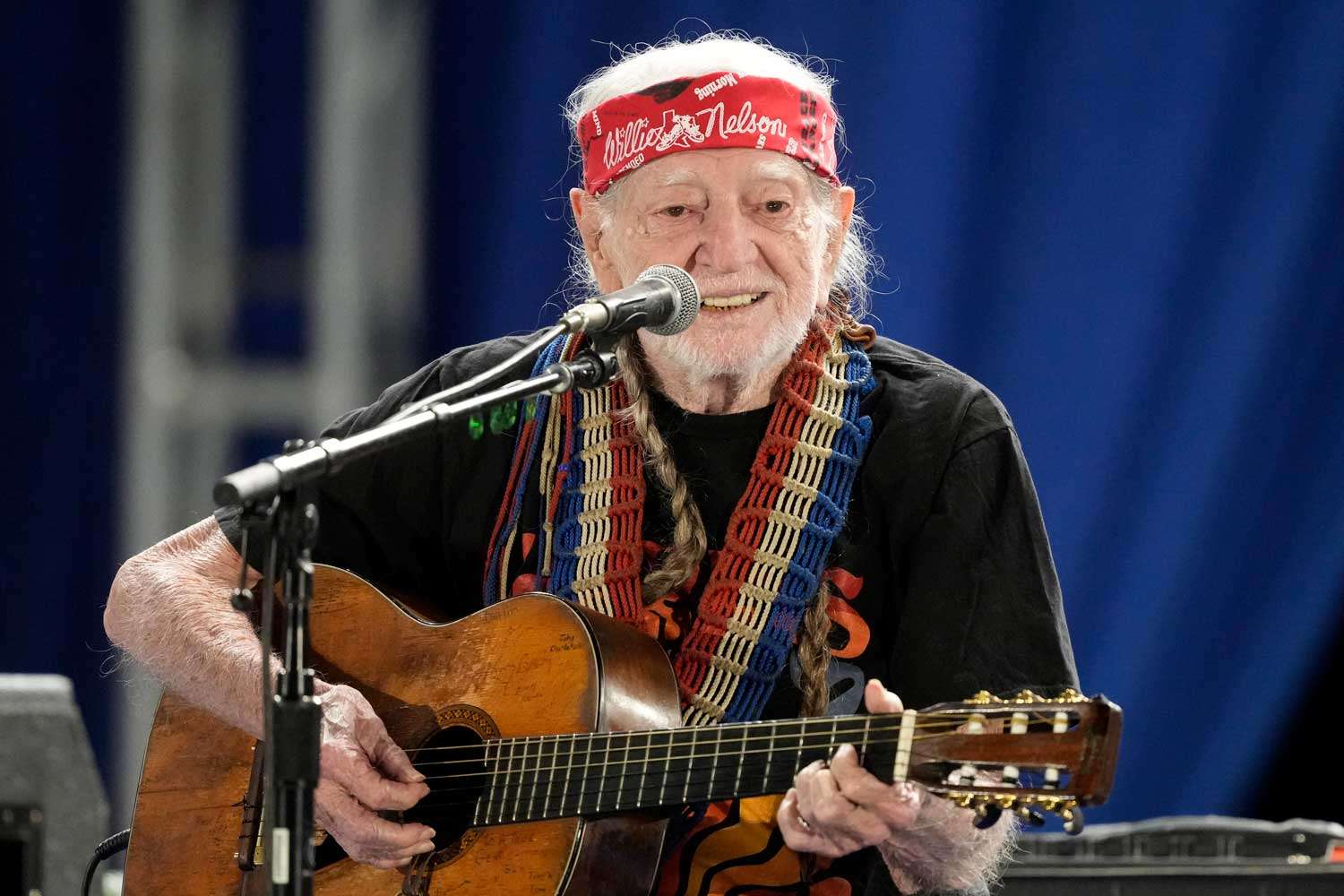 Willie Nelson turns 93 as he begins his annual 2-day celebration