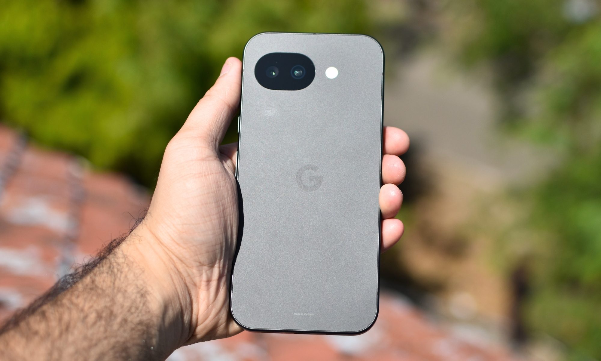 Google finally explains why Android AICore keeps eating your storage ...