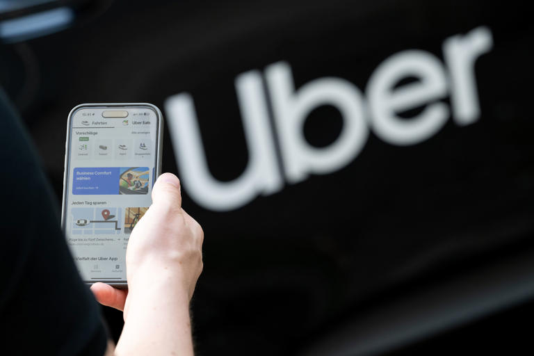 De transporte a hotel: Uber lanza la función que lo cambiará todo ...