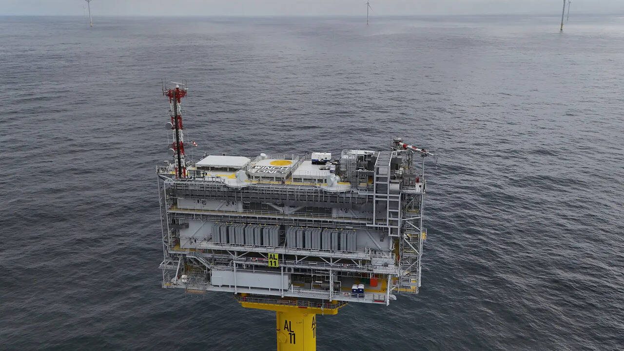 Democrats probe Trump's $2 billion offshore wind project termination ...