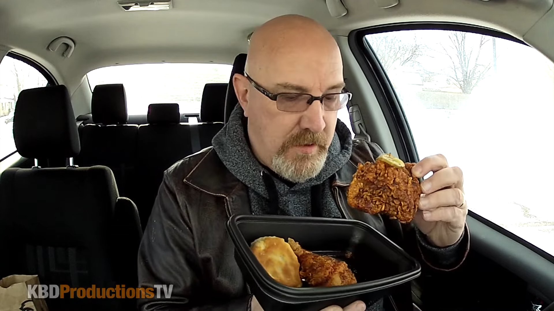 KBDProductionsTV tastes KFC Nashville hot chicken