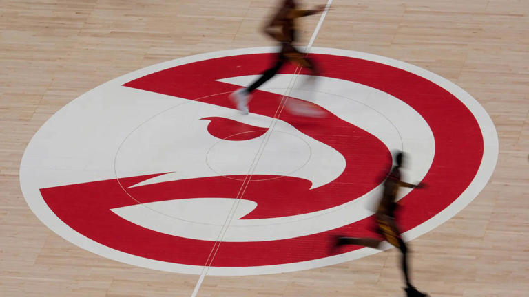 Former Hawks executive Lester T Jones Jr. sentenced for embezzlement of ...