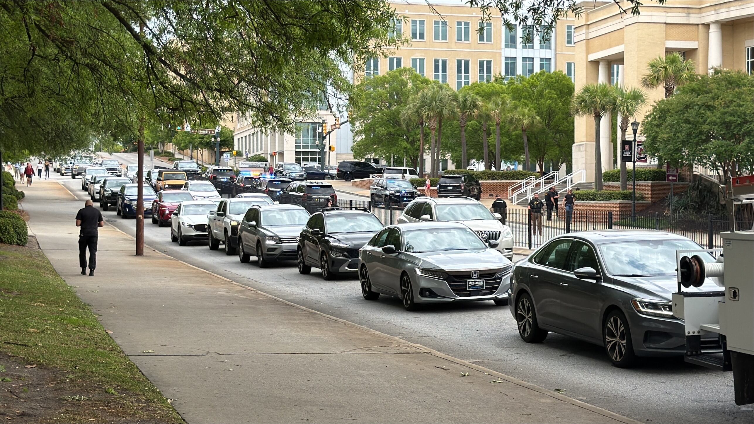 First alert: Large police presence near USC campus