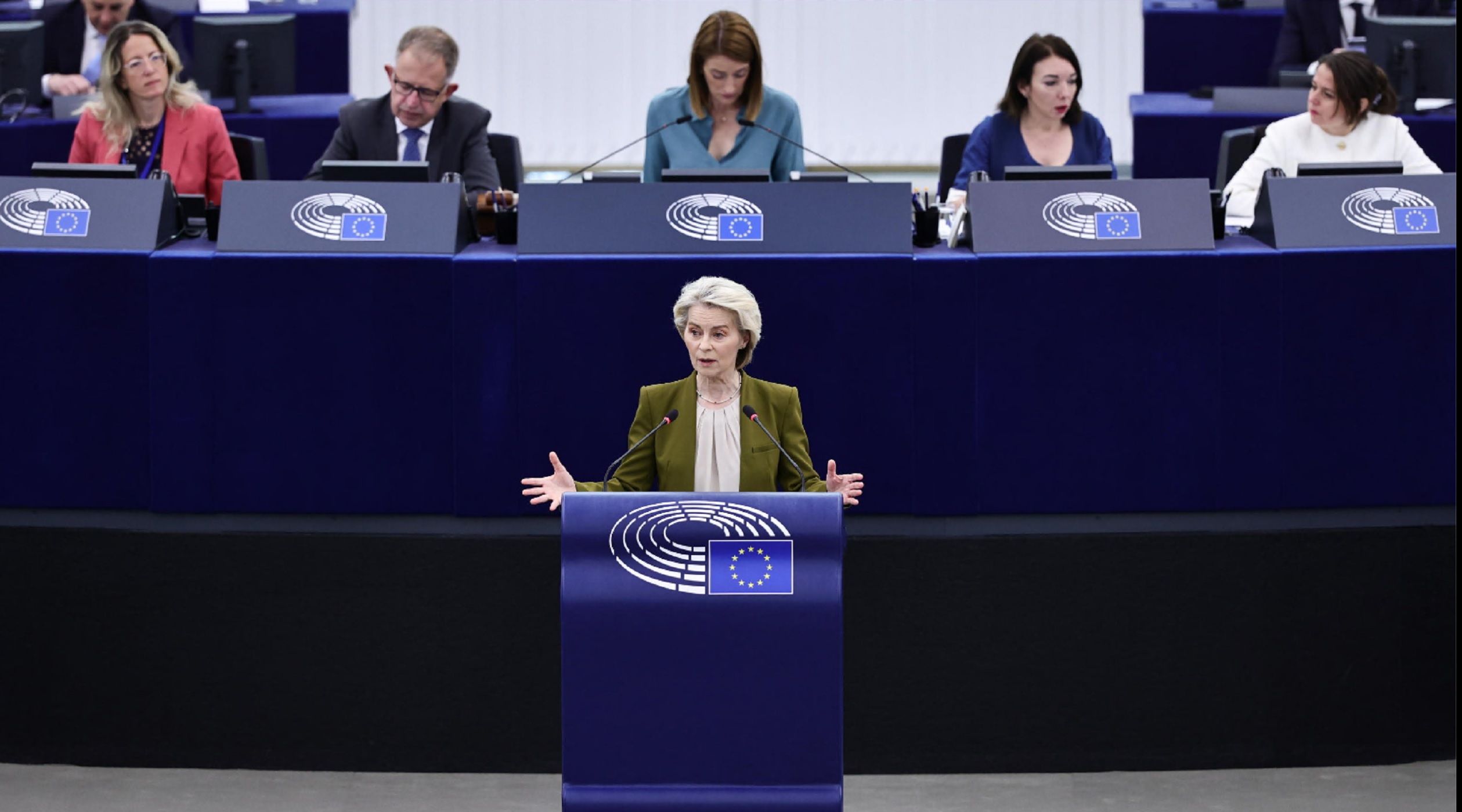 L'UE conta i danni della guerra: "500 milioni al giorno per l'energia"