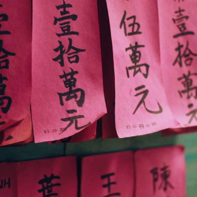 Top 10 most spoken languages in the world
