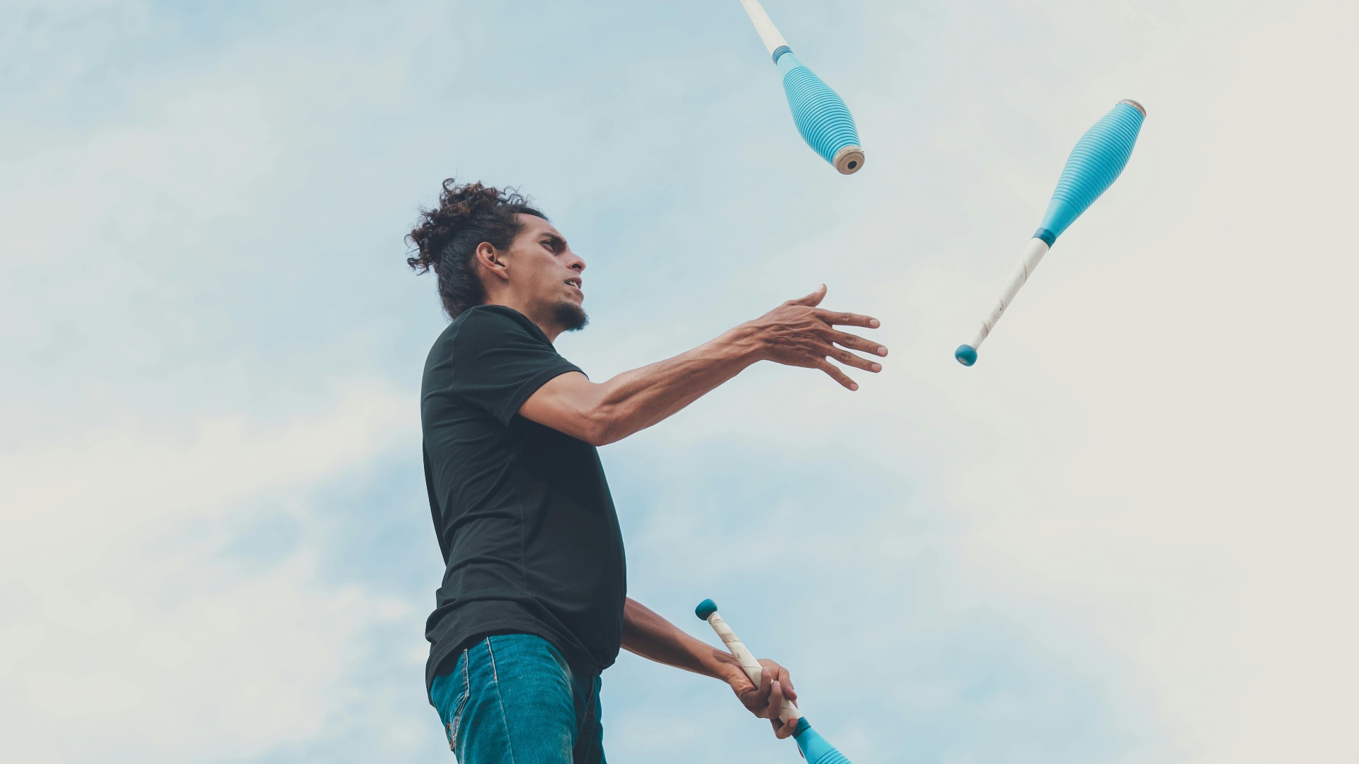 20 activities you can do to improve your hand-eye coordination