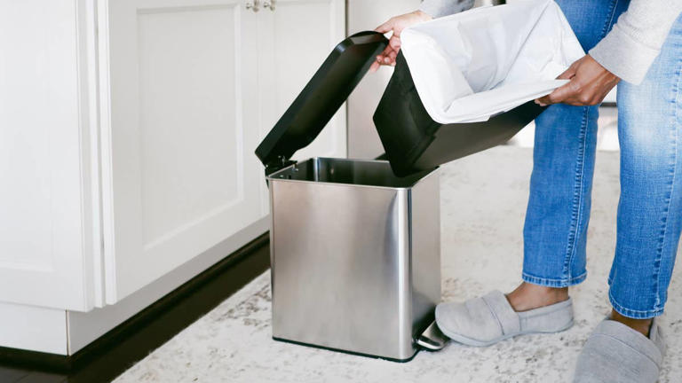 How to turn your boring garbage can into a whimsical piece of dopamine ...