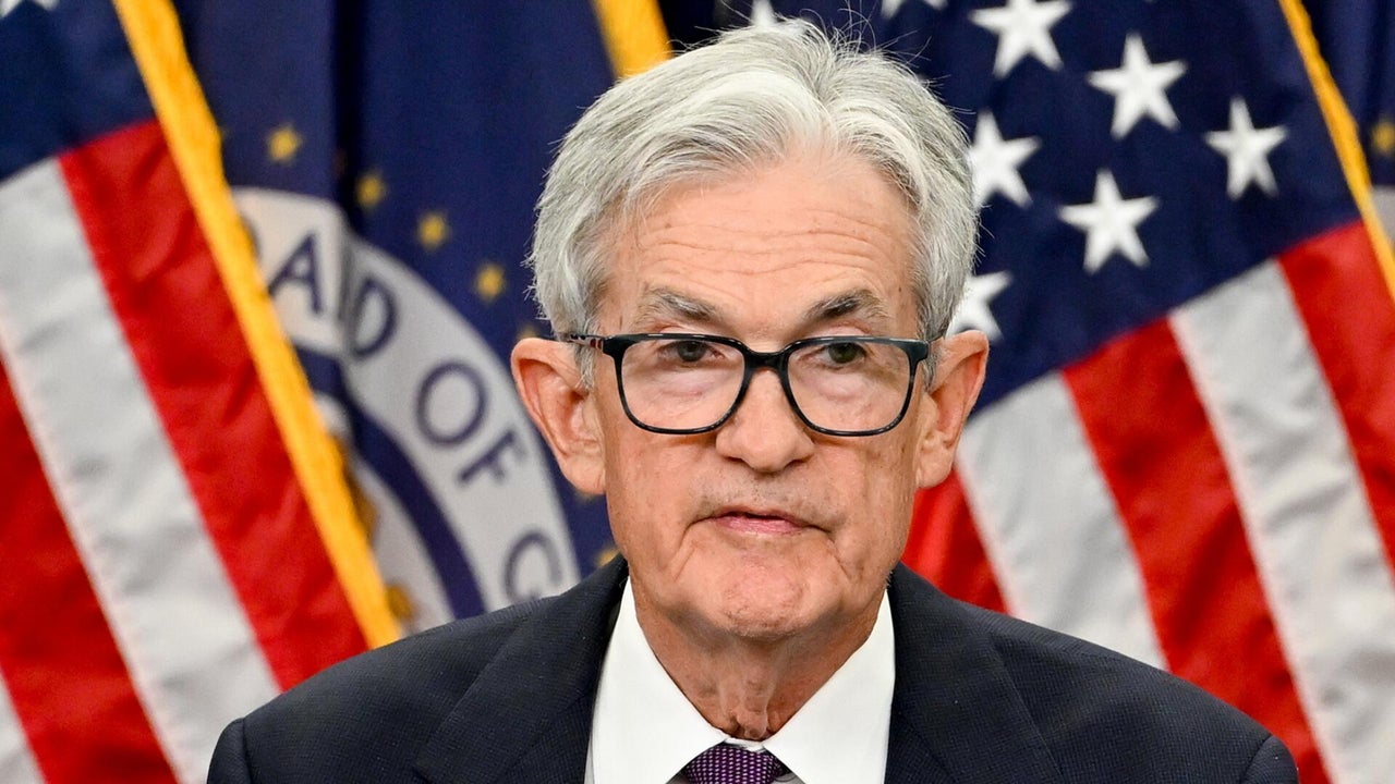 Powell says he's staying on Fed board "for a period of time to be ...