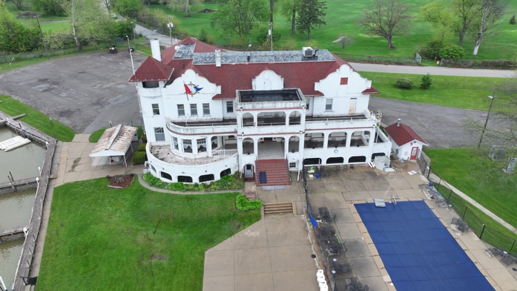 Historic 160-year-old Toledo Yacht Club property set for sheriff's sale ...