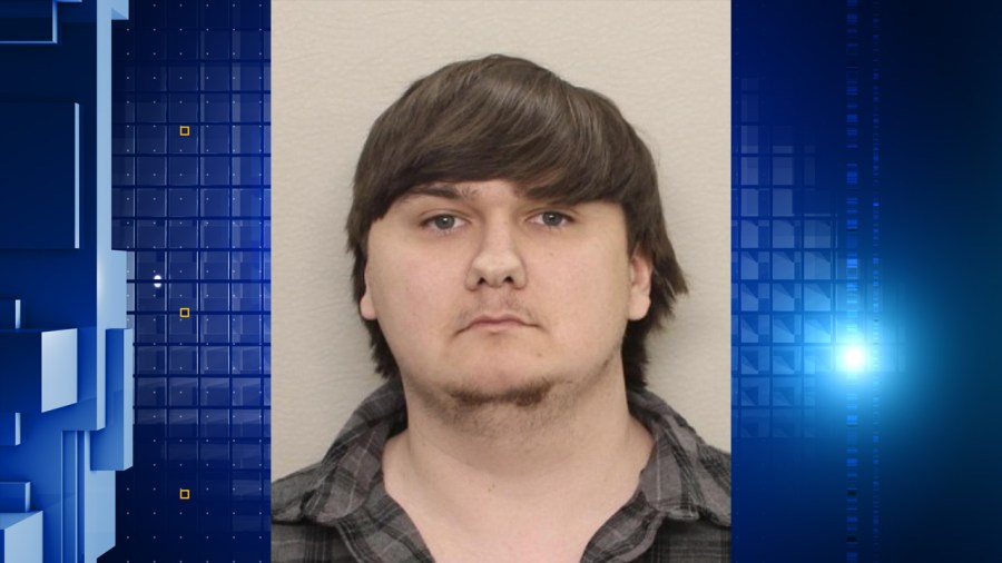 19-year-old Rochelle man arrested on child pornography charges