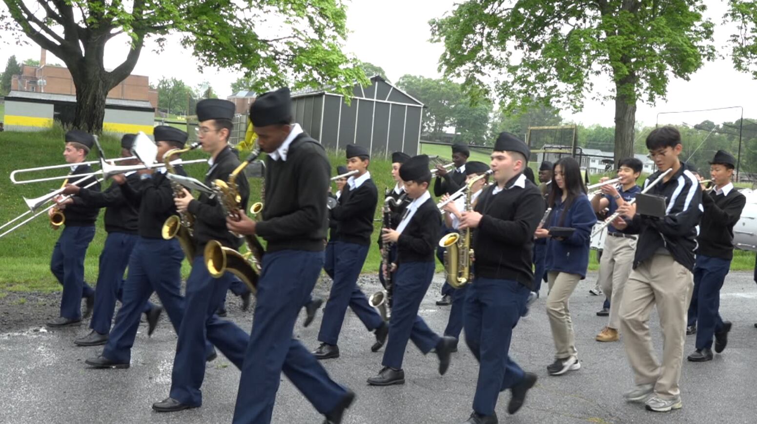 Randolph-Macon Academy band preps for parade performance for King ...