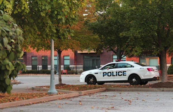 Policemen arrive on call and see starving elderly lady with bandaged arm